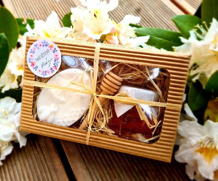 Dárkové balení medu pro paní učitelky :: Včelařství Řehákovi